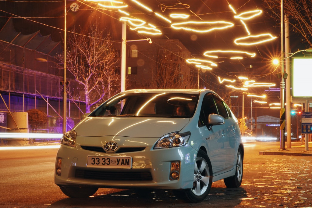 Fonctionnement d'une voiture hybride : définition et explications